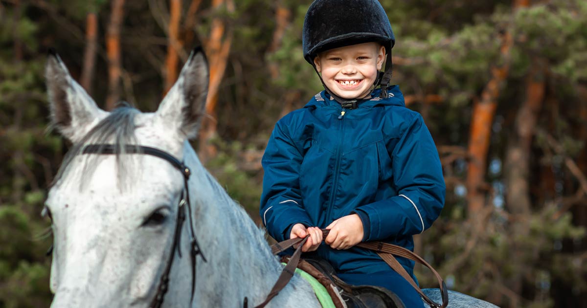 Fordele ved ridning for børn – guide til sundhed og velvære